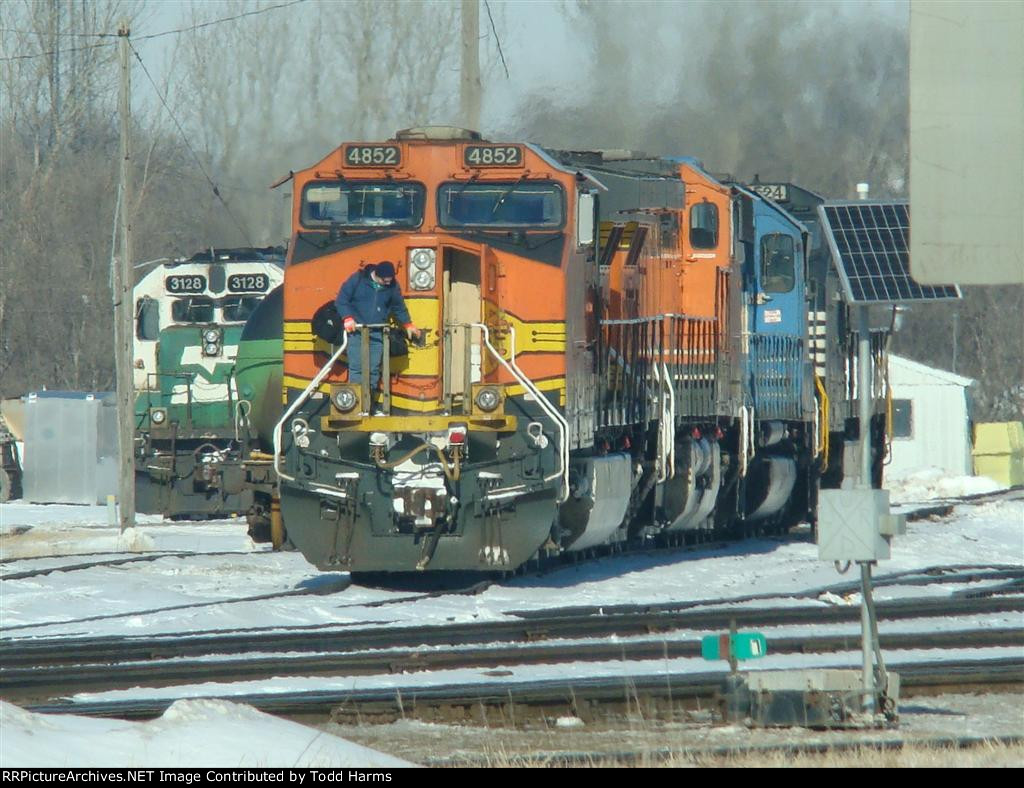 BNSF 3128